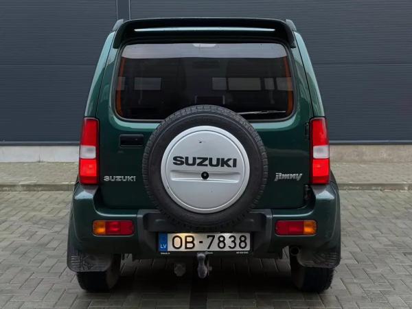 Green Suzuki Jimny 2006 in Riga, with an engine capacity of 1.30 L and mileage of 256 thousand km for 5290 €, photo 4 on AUTOMOTO.COM.LV
