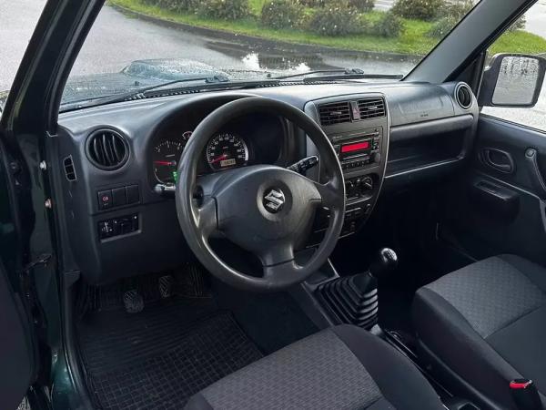 Zaļš Suzuki Jimny 2007 Rīga, ar dzinēja tilpumu 1.50 L un nobraukumu 168 tūkst. km par 5490 €, foto 7 vietnē AUTOMOTO.COM.LV