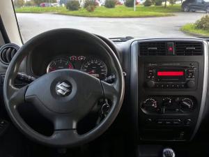 Zaļš Suzuki Jimny 2007 Rīga, ar dzinēja tilpumu 1.50 L un nobraukumu 168 tūkst. km par 5490 €, foto 9 vietnē AUTOMOTO.COM.LV