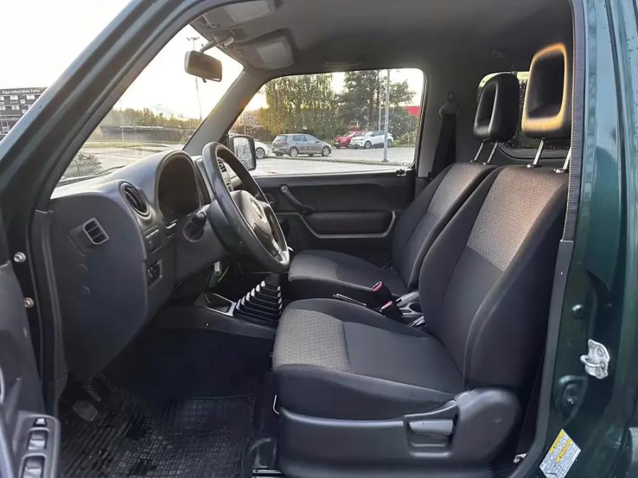 Zaļš Suzuki Jimny 2007 Rīga, ar dzinēja tilpumu 1.50 L un nobraukumu 168 tūkst. km par 5490 €, foto 14 vietnē AUTOMOTO.COM.LV