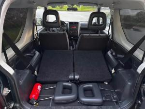 Zaļš Suzuki Jimny 2007 Rīga, ar dzinēja tilpumu 1.50 L un nobraukumu 168 tūkst. km par 5490 €, foto 15 vietnē AUTOMOTO.COM.LV