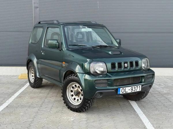 Green Suzuki Jimny 2008 in Riga, with an engine capacity of 1.50 L and mileage of 199 thousand km for 4150 €, photo 3 on AUTOMOTO.COM.LV