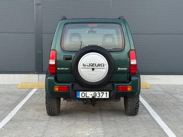 Green Suzuki Jimny 2008 in Riga, with an engine capacity of 1.50 L and mileage of 199 thousand km for 4150 €, photo 6 on AUTOMOTO.COM.LV