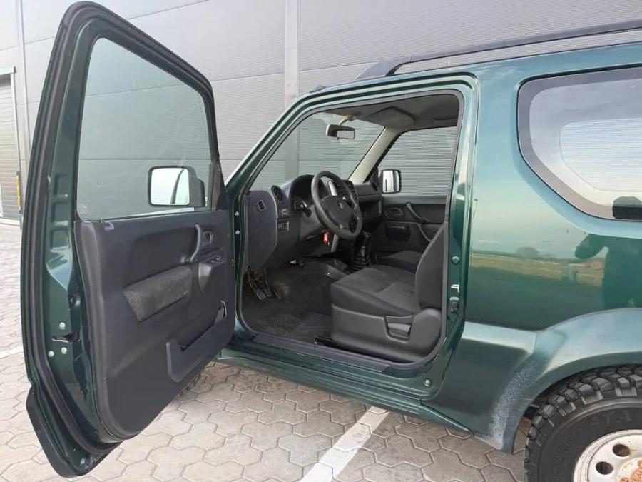 Zaļš Suzuki Jimny 2008 Rīga, ar dzinēja tilpumu 1.50 L un nobraukumu 199 tūkst. km par 4150 €, foto 10 vietnē AUTOMOTO.COM.LV
