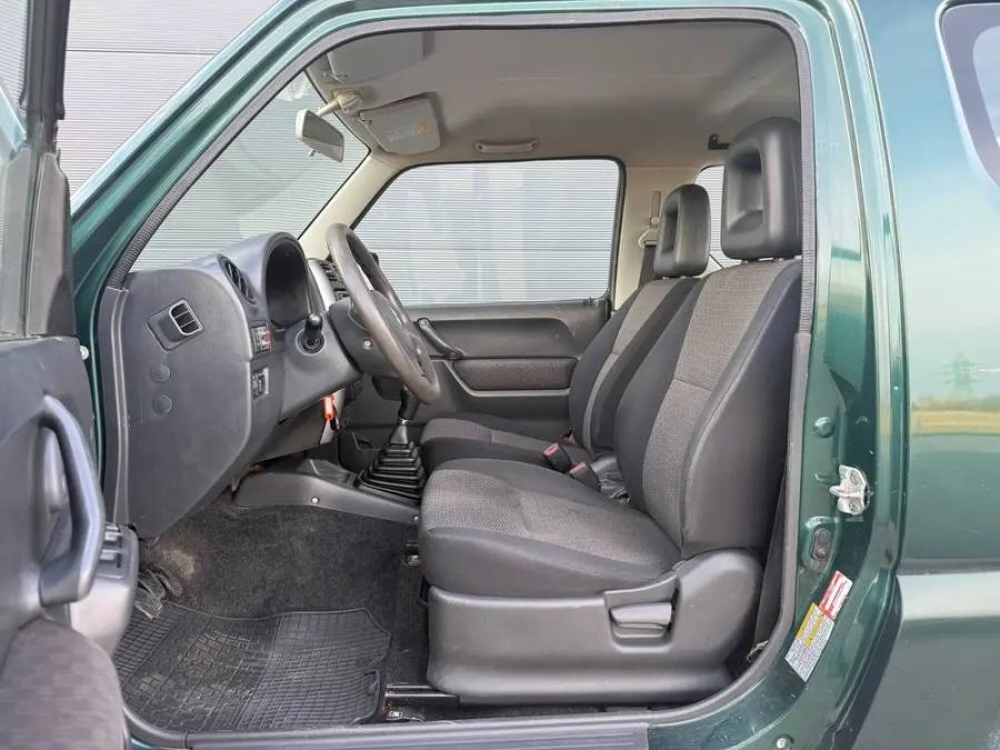 Zaļš Suzuki Jimny 2008 Rīga, ar dzinēja tilpumu 1.50 L un nobraukumu 199 tūkst. km par 4150 €, foto 11 vietnē AUTOMOTO.COM.LV