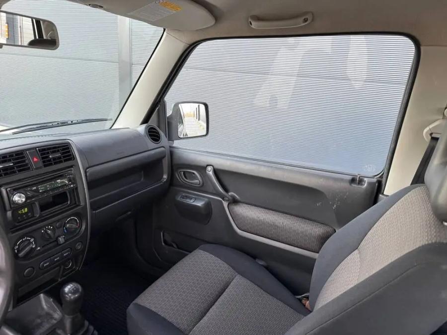 Zaļš Suzuki Jimny 2008 Rīga, ar dzinēja tilpumu 1.50 L un nobraukumu 199 tūkst. km par 4150 €, foto 13 vietnē AUTOMOTO.COM.LV
