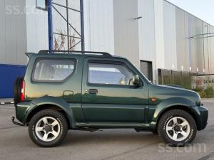 Zaļš Suzuki Jimny 2009 Rīga, ar dzinēja tilpumu 1.50 L un nobraukumu 202 tūkst. km par 8900 €, foto 5 vietnē AUTOMOTO.COM.LV