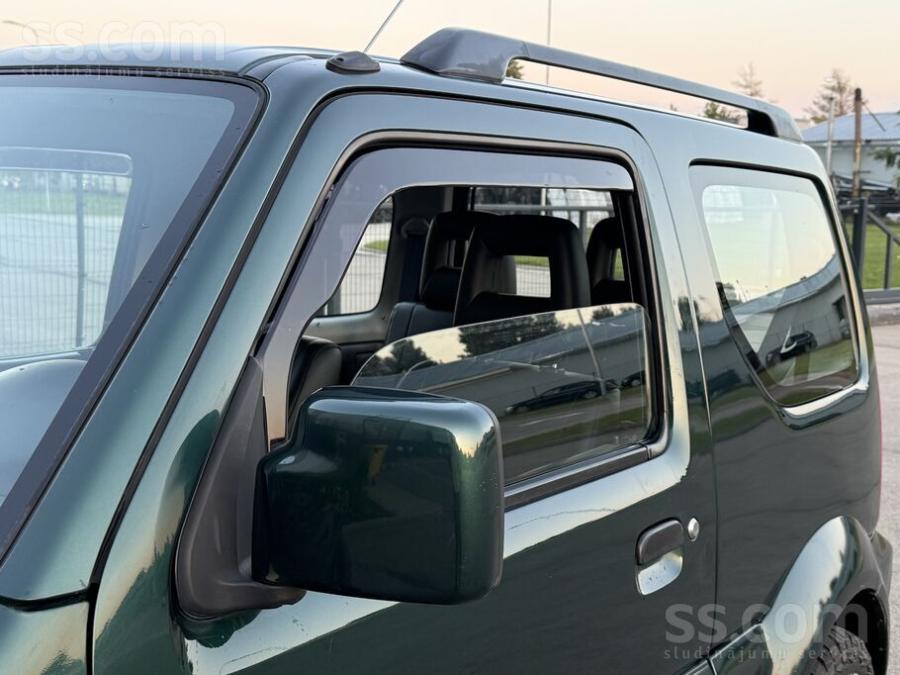 Zaļš Suzuki Jimny 2009 Rīga, ar dzinēja tilpumu 1.50 L un nobraukumu 202 tūkst. km par 8900 €, foto 22 vietnē AUTOMOTO.COM.LV