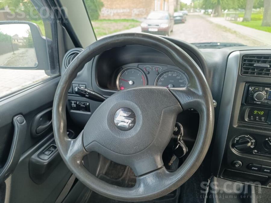 Zaļš Suzuki Jimny 2010 Jelgava, ar dzinēja tilpumu 1.50 L un nobraukumu 0 tūkst. km par 5490 €, foto 13 vietnē AUTOMOTO.COM.LV