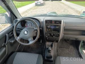 Zaļš Suzuki Jimny 2010 Jelgava, ar dzinēja tilpumu 1.50 L un nobraukumu 0 tūkst. km par 4490 €, foto 13 vietnē AUTOMOTO.COM.LV
