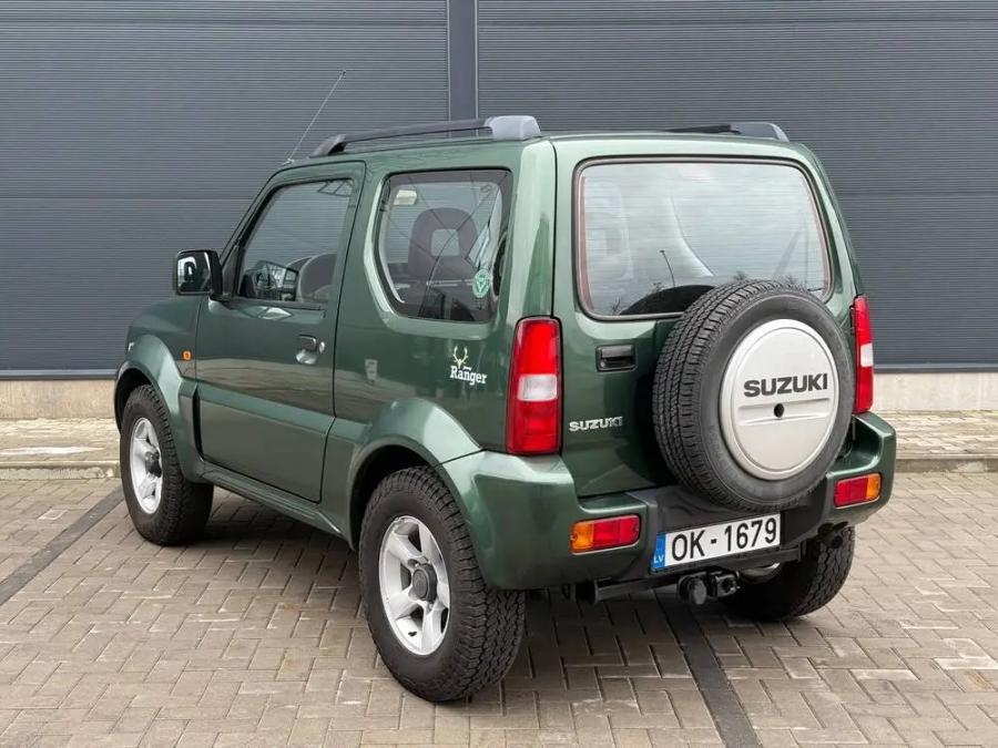 Zaļš Suzuki Jimny 2010 Rīga, ar dzinēja tilpumu 1.30 L un nobraukumu 233 tūkst. km par 7400 €, foto 4 vietnē AUTOMOTO.COM.LV