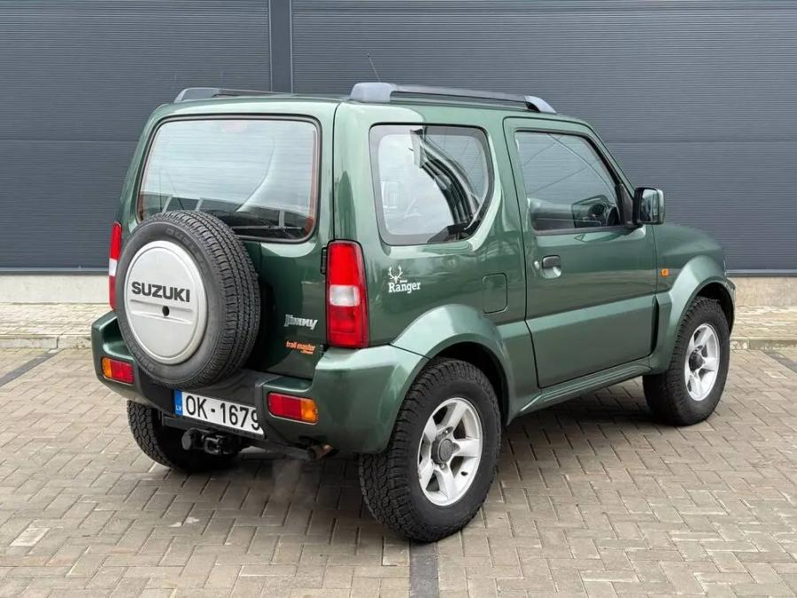 Zaļš Suzuki Jimny 2010 Rīga, ar dzinēja tilpumu 1.30 L un nobraukumu 233 tūkst. km par 7400 €, foto 6 vietnē AUTOMOTO.COM.LV
