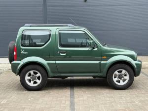 Zaļš Suzuki Jimny 2010 Rīga, ar dzinēja tilpumu 1.30 L un nobraukumu 233 tūkst. km par 7400 €, foto 7 vietnē AUTOMOTO.COM.LV