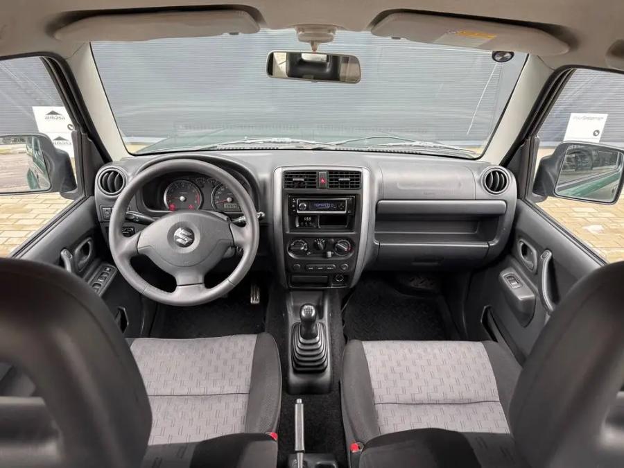 Zaļš Suzuki Jimny 2010 Rīga, ar dzinēja tilpumu 1.30 L un nobraukumu 233 tūkst. km par 7400 €, foto 18 vietnē AUTOMOTO.COM.LV