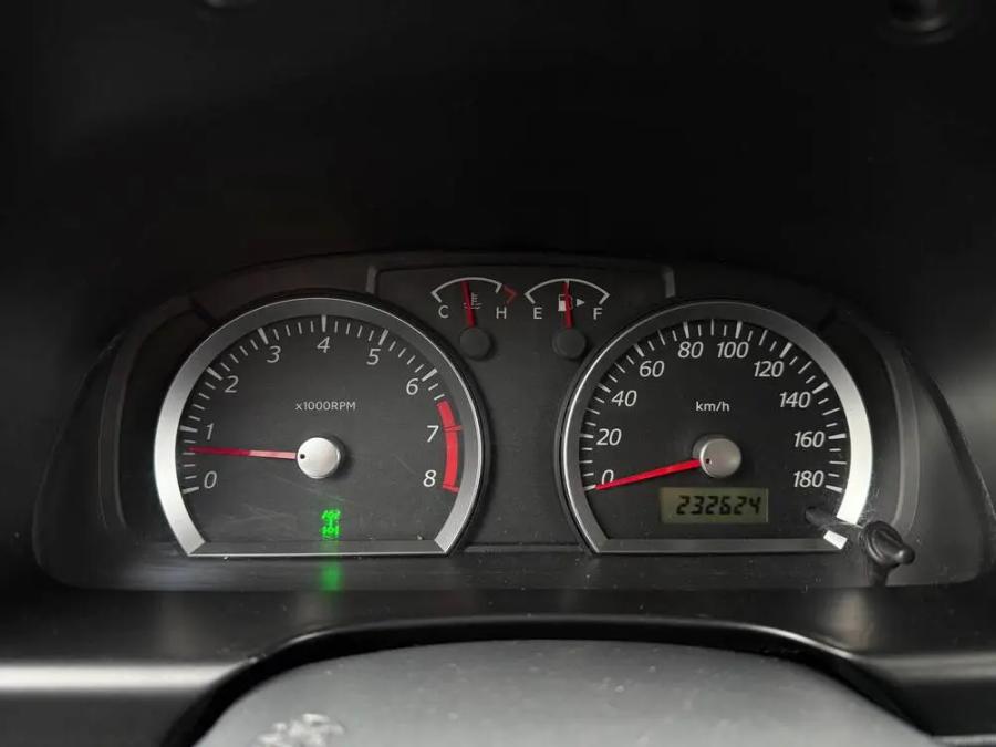 Zaļš Suzuki Jimny 2010 Rīga, ar dzinēja tilpumu 1.30 L un nobraukumu 233 tūkst. km par 7400 €, foto 22 vietnē AUTOMOTO.COM.LV