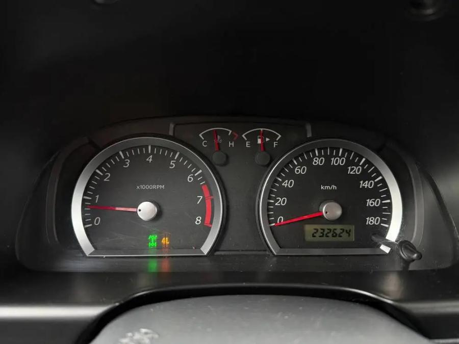 Zaļš Suzuki Jimny 2010 Rīga, ar dzinēja tilpumu 1.30 L un nobraukumu 233 tūkst. km par 7400 €, foto 23 vietnē AUTOMOTO.COM.LV