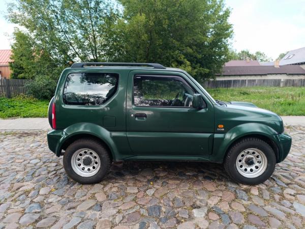 Zaļš Suzuki Jimny 2010 Rīga, ar dzinēja tilpumu 1.50 L un nobraukumu 189 tūkst. km par 7990 €, foto 3 vietnē AUTOMOTO.COM.LV