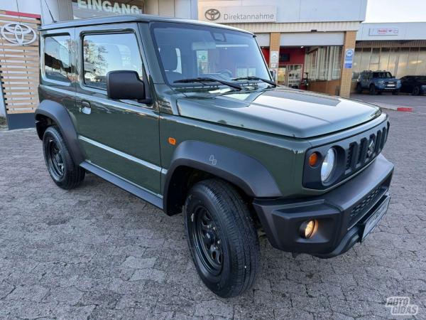 Green Suzuki Jimny 2019 in Kaunas, with an engine capacity of 1.50 L and mileage of 33 thousand km for 30630 €, photo 5 on AUTOMOTO.COM.LV