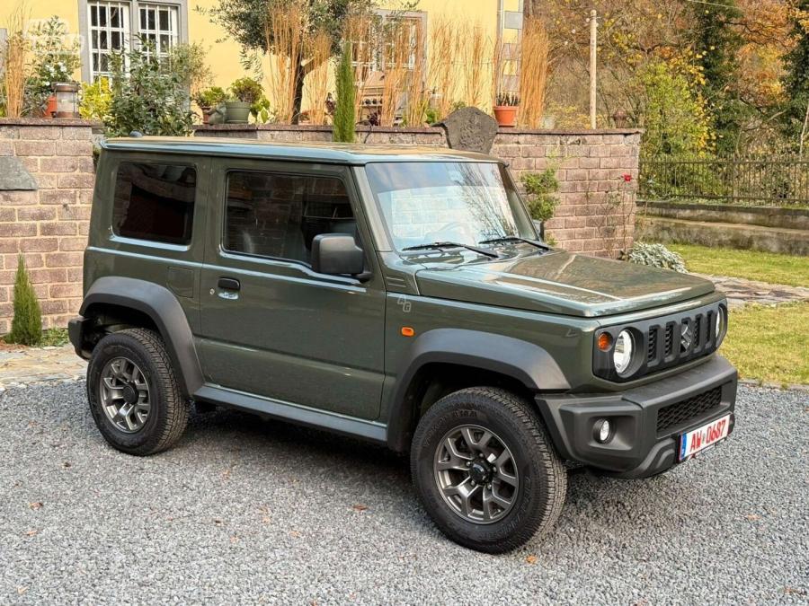 Green Suzuki Jimny 2023 in Kaunas, with an engine capacity of 1.50 L and mileage of 37 thousand km for 32546 €, photo 10 on AUTOMOTO.COM.LV