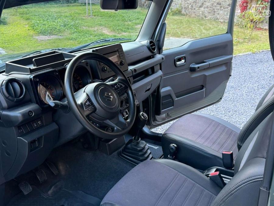 Green Suzuki Jimny 2023 in Kaunas, with an engine capacity of 1.50 L and mileage of 37 thousand km for 32546 €, photo 26 on AUTOMOTO.COM.LV