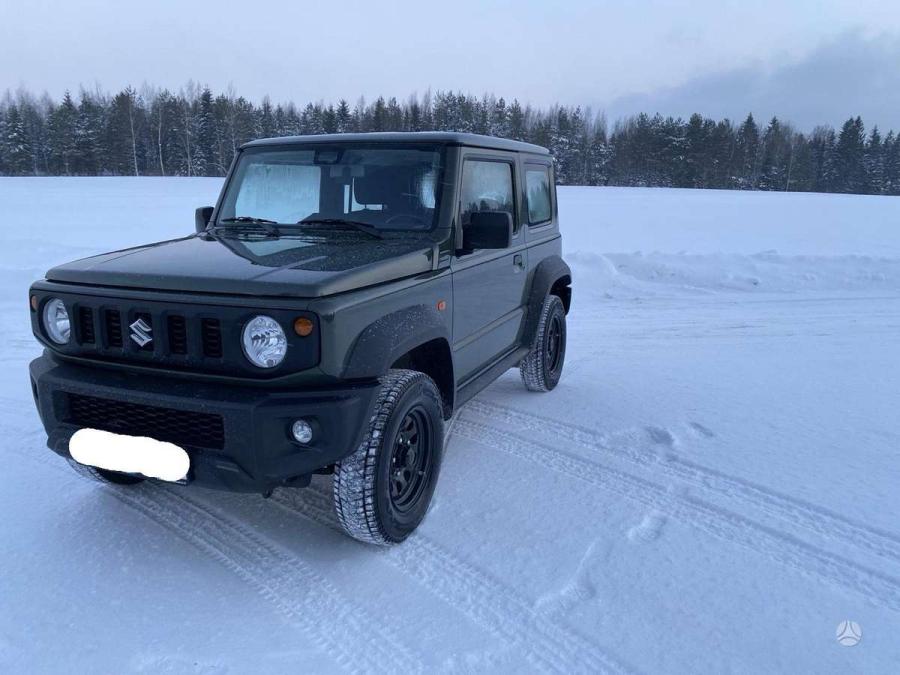 Zaļš Suzuki Jimny 2023 Viļņa, ar dzinēja tilpumu 1.46 L un nobraukumu 48 tūkst. km par 22500 €, foto 3 vietnē AUTOMOTO.COM.LV