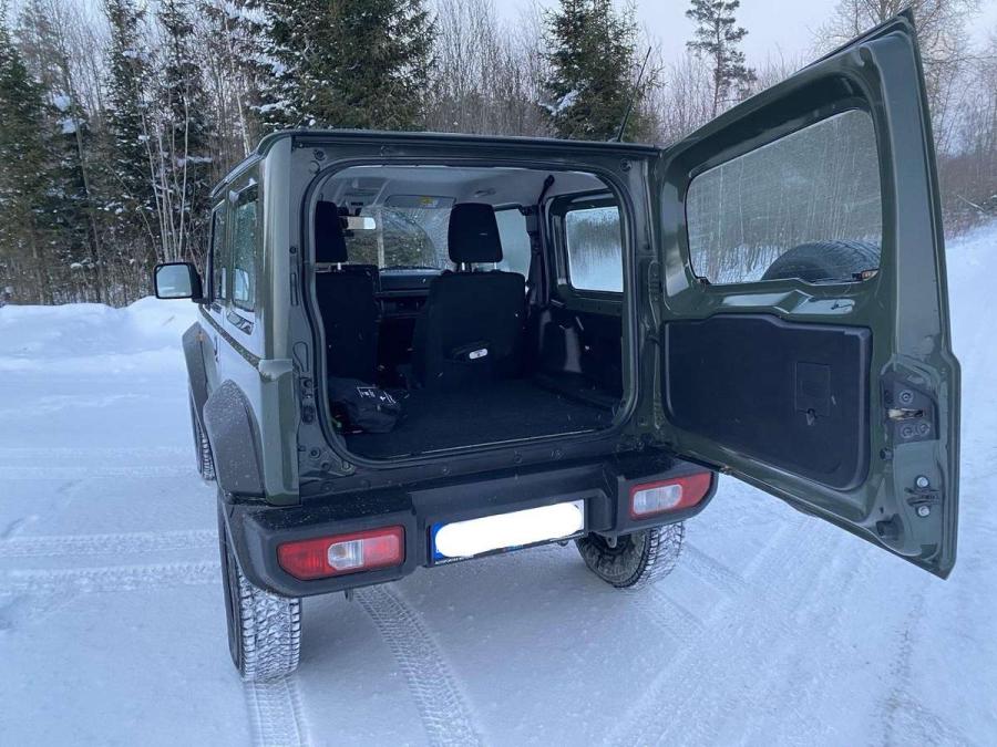 Zaļš Suzuki Jimny 2023 Viļņa, ar dzinēja tilpumu 1.46 L un nobraukumu 48 tūkst. km par 22500 €, foto 7 vietnē AUTOMOTO.COM.LV