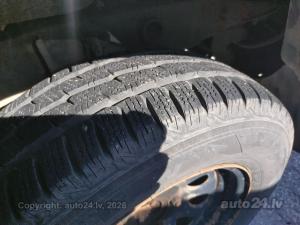 Зеленый Сузуки Джимни 2003 в Таллин, объемом двигателя 1.30 л и пробегом 190 тыс. км за 2000 €, фото 10 на AUTOMOTO.COM.LV