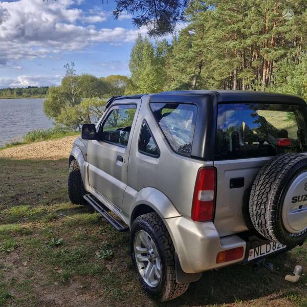 Grey Suzuki Jimny 2001 in Vilnius, with an engine capacity of 1.30 L and mileage of 148 thousand km for 7500 €, photo 7 on AUTOMOTO.COM.LV