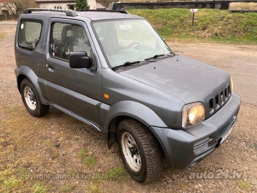 Pelēks Suzuki Jimny 2006 Tallina, ar dzinēja tilpumu 1.30 L un nobraukumu 159 tūkst. km par 6990 €, foto 2 vietnē AUTOMOTO.COM.LV