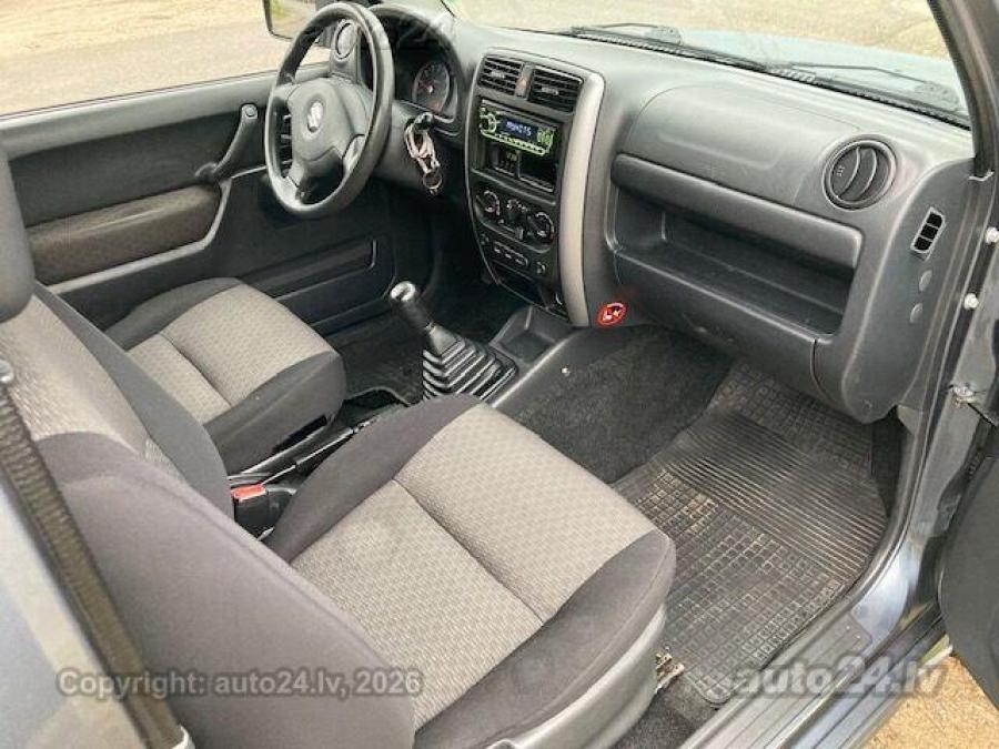 Pelēks Suzuki Jimny 2006 Tallina, ar dzinēja tilpumu 1.30 L un nobraukumu 159 tūkst. km par 6990 €, foto 8 vietnē AUTOMOTO.COM.LV