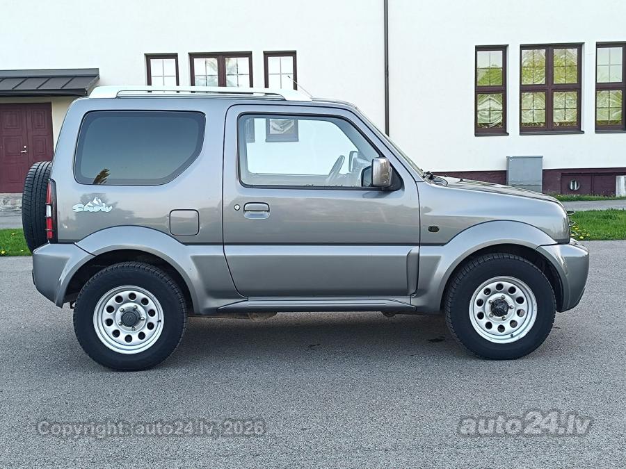 Grey Suzuki Jimny 2006 in Tallinn, with an engine capacity of 1.30 L and mileage of 174 thousand km for 6500 €, photo 7 on AUTOMOTO.COM.LV