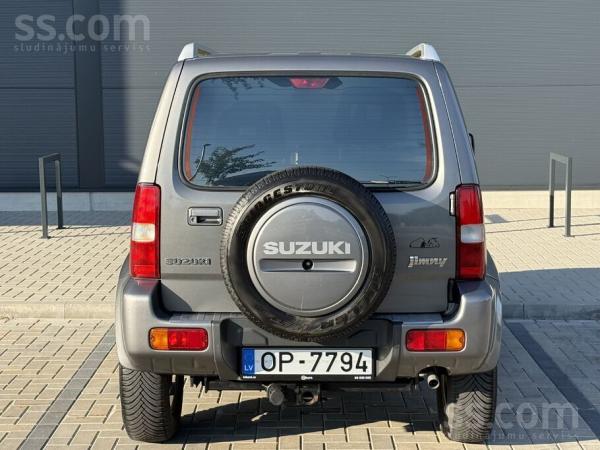 Grey Suzuki Jimny 2006 in Riga, with an engine capacity of 1.30 L and mileage of 146 thousand km for 9400 €, photo 4 on AUTOMOTO.COM.LV
