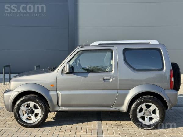 Grey Suzuki Jimny 2006 in Riga, with an engine capacity of 1.30 L and mileage of 146 thousand km for 9400 €, photo 6 on AUTOMOTO.COM.LV