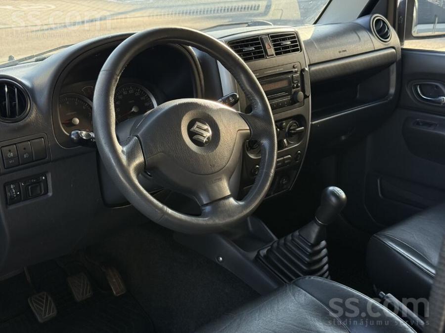 Grey Suzuki Jimny 2006 in Riga, with an engine capacity of 1.30 L and mileage of 146 thousand km for 9400 €, photo 15 on AUTOMOTO.COM.LV