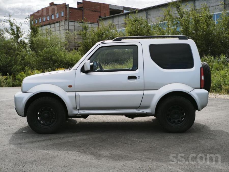 Pelēks Suzuki Jimny 2008 Rīga, ar dzinēja tilpumu 1.30 L un nobraukumu 246 tūkst. km par 4300 €, foto 5 vietnē AUTOMOTO.COM.LV