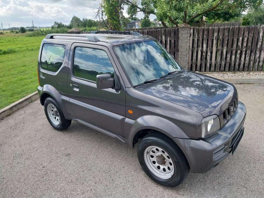 Pelēks Suzuki Jimny 2012 Marijampole, ar dzinēja tilpumu 1.33 L un nobraukumu 97 tūkst. km par 6900 €, foto 8 vietnē AUTOMOTO.COM.LV