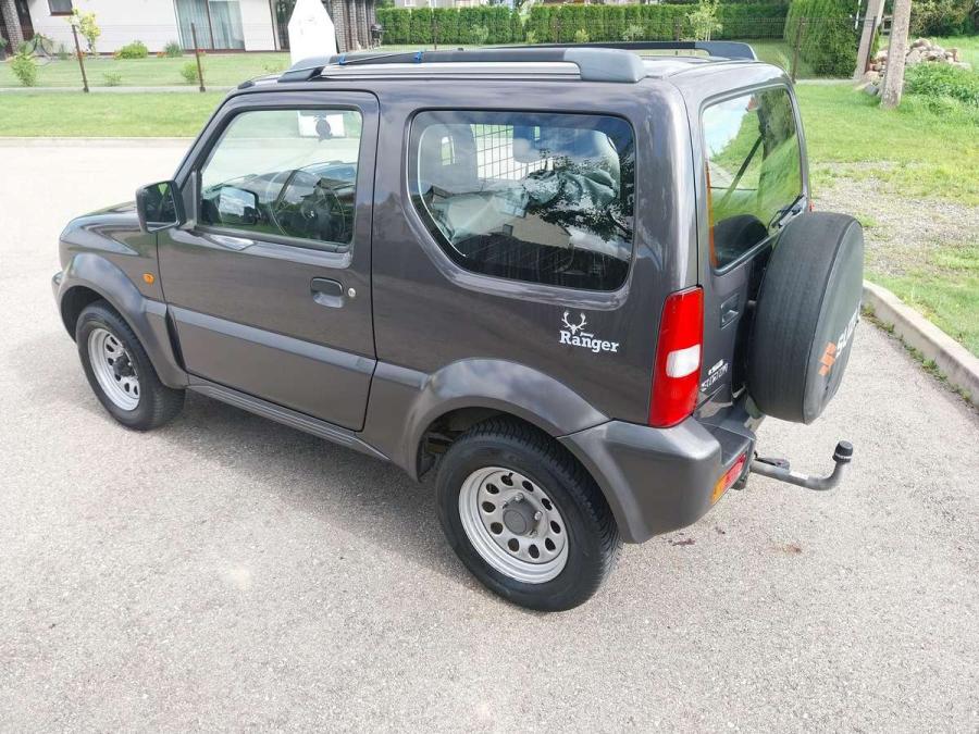 Pelēks Suzuki Jimny 2012 Marijampole, ar dzinēja tilpumu 1.33 L un nobraukumu 97 tūkst. km par 6900 €, foto 15 vietnē AUTOMOTO.COM.LV