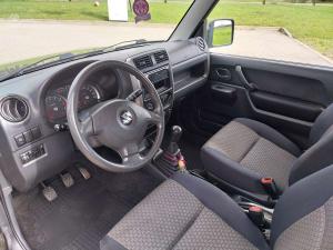 Pelēks Suzuki Jimny 2012 Marijampole, ar dzinēja tilpumu 1.33 L un nobraukumu 97 tūkst. km par 6900 €, foto 17 vietnē AUTOMOTO.COM.LV