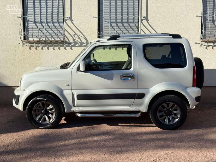 Balts Suzuki Jimny 2018 Kauņa, ar dzinēja tilpumu 1.30 L un nobraukumu 66 tūkst. km par 22399 €, foto 8 vietnē AUTOMOTO.COM.LV