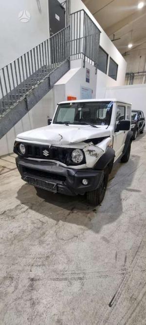 White Suzuki Jimny 2023 in Plunge, with an engine capacity of 1.46 L and mileage of 123 thousand km for 8900 €, photo 2 on AUTOMOTO.COM.LV
