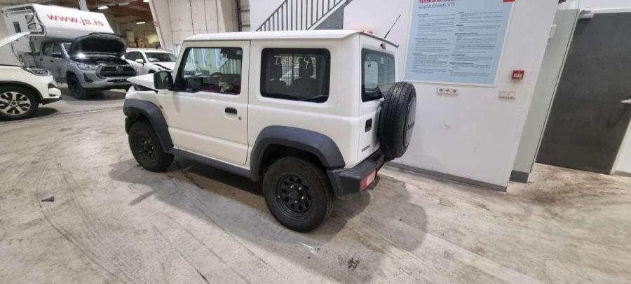 White Suzuki Jimny 2023 in Plunge, with an engine capacity of 1.46 L and mileage of 123 thousand km for 8900 €, photo 3 on AUTOMOTO.COM.LV