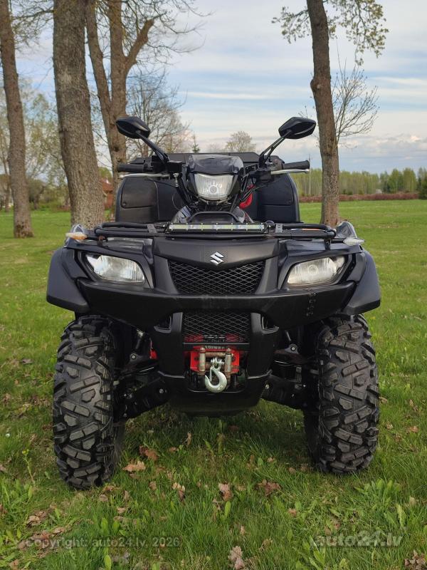 Black Suzuki King Quad 2016 in Viljandi, with an engine capacity of 0.75 L and mileage of 8 thousand km for 7999 €, photo 1 on AUTOMOTO.COM.LV