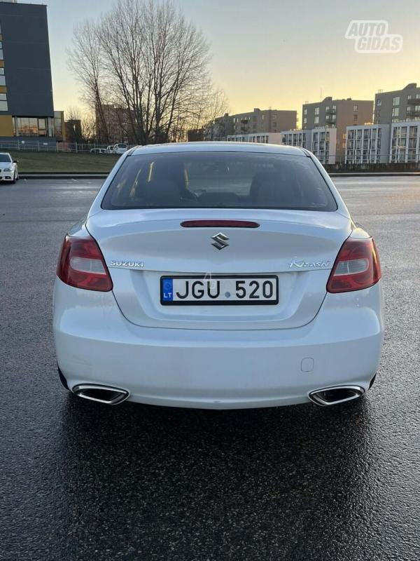 Suzuki Kizashi 2012 Viļņa, ar dzinēja tilpumu 2.40 L un nobraukumu 204 tūkst. km par 3800 €, foto 5 vietnē AUTOMOTO.COM.LV