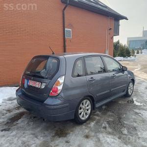 Black Suzuki Liana 2005 in Rezekne, with an engine capacity of 1.60 L and mileage of 253 thousand km for 880 €, photo  on AUTOMOTO.COM.LV