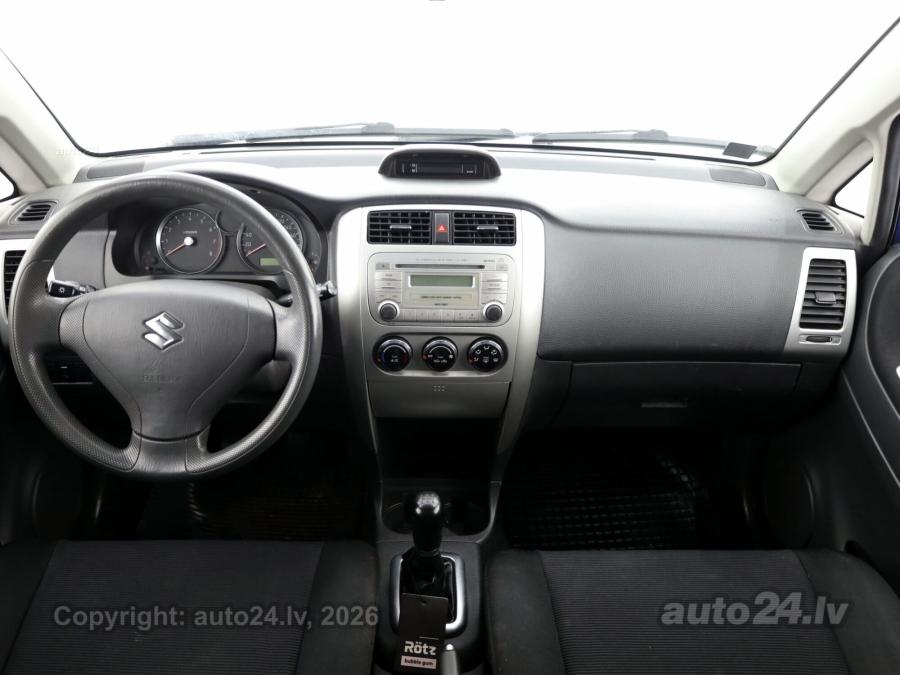 Blue Suzuki Liana 2006 in Tallinn, with an engine capacity of 1.60 L and mileage of 204 thousand km for 599 €, photo 6 on AUTOMOTO.COM.LV