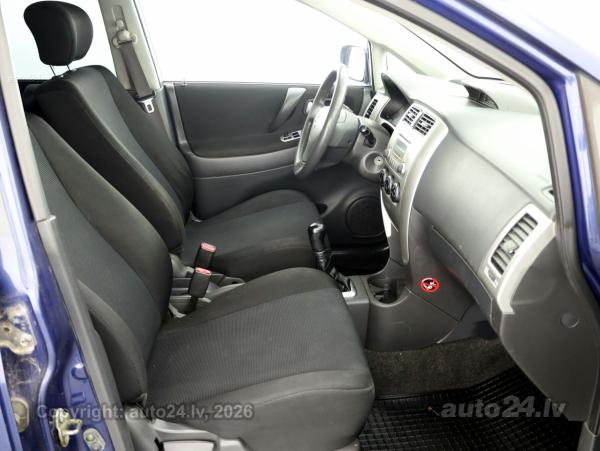 Zils Suzuki Liana 2006 Tallina, ar dzinēja tilpumu 1.60 L un nobraukumu 204 tūkst. km par 599 €, foto 6 vietnē AUTOMOTO.COM.LV