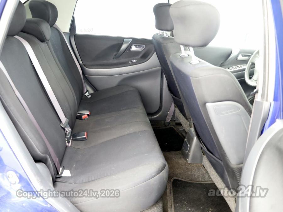 Blue Suzuki Liana 2006 in Tallinn, with an engine capacity of 1.60 L and mileage of 204 thousand km for 599 €, photo 8 on AUTOMOTO.COM.LV