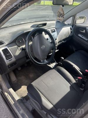 Pelēks Suzuki Liana 2005 Rīga, ar dzinēja tilpumu 1.60 L un nobraukumu 222 tūkst. km par 870 €, foto 6 vietnē AUTOMOTO.COM.LV