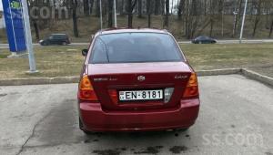 Sarkans Suzuki Liana 2003 Rīga, ar dzinēja tilpumu 1.60 L un nobraukumu 83 tūkst. km par 650 €, foto 3 vietnē AUTOMOTO.COM.LV