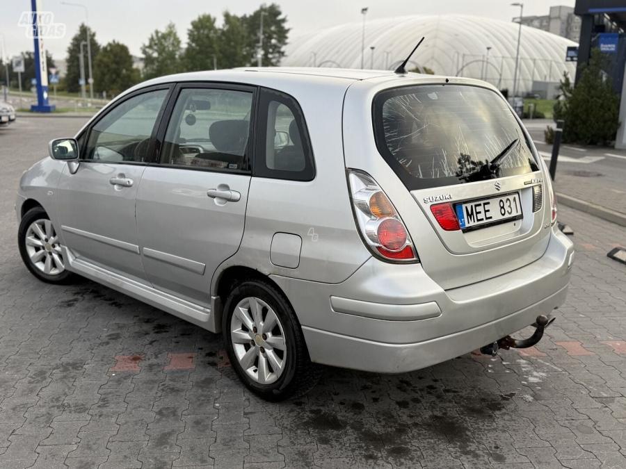 Suzuki Liana 2007 Viļņa, ar dzinēja tilpumu 1.60 L un nobraukumu 220 tūkst. km par 1350 €, foto 4 vietnē AUTOMOTO.COM.LV